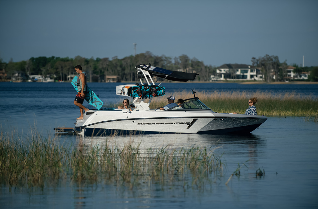 What Type of Boat is Best For You? 7 Popular Boat Choices